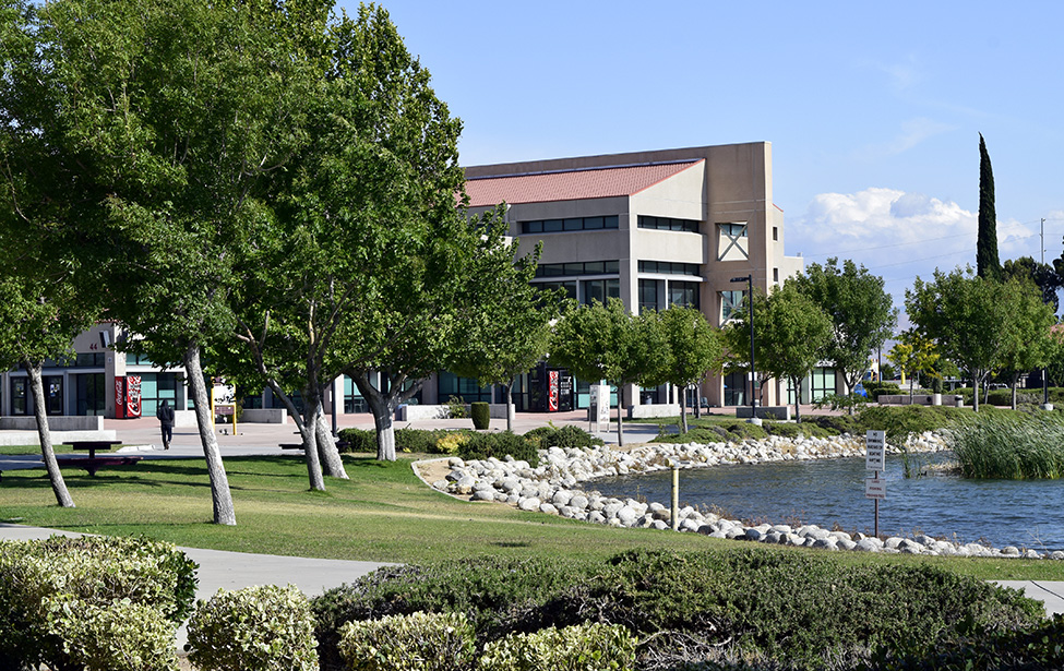 Victor Valley College - New Student Orientation